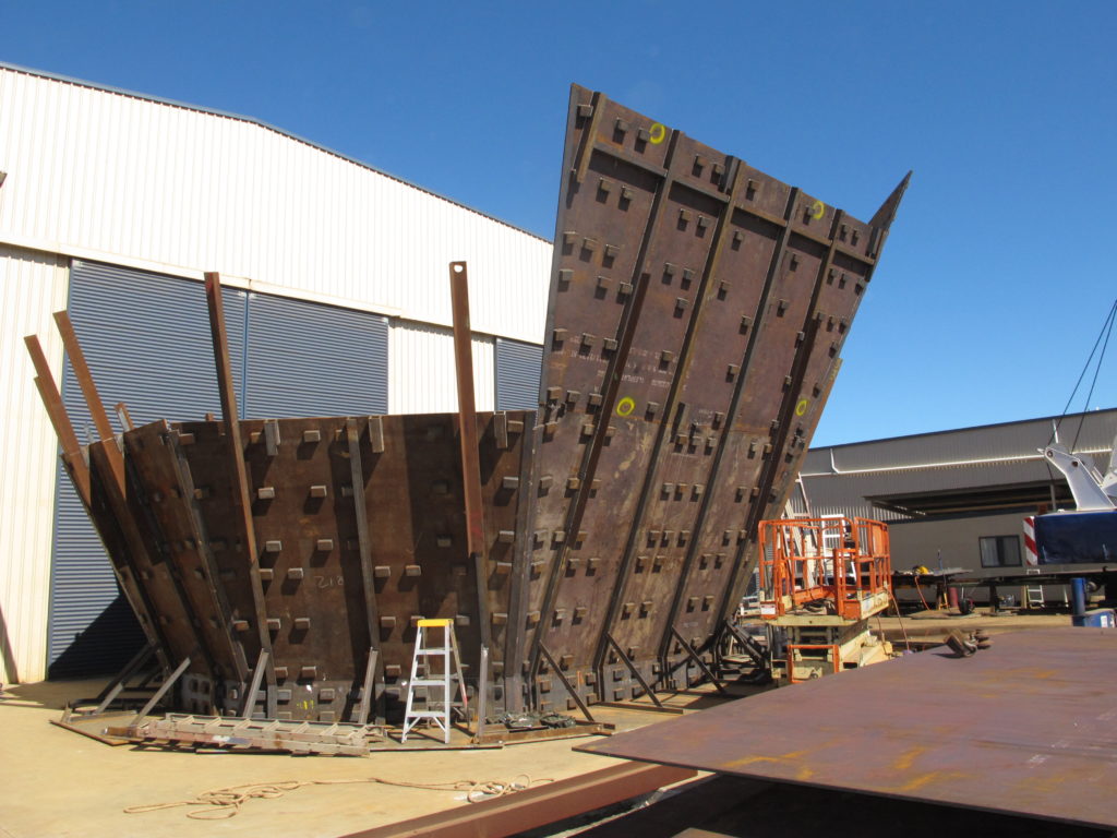 Clermont Coal Mine Dump Truck Hopper - SEQ Steel Detailing | SEQ Steel ...